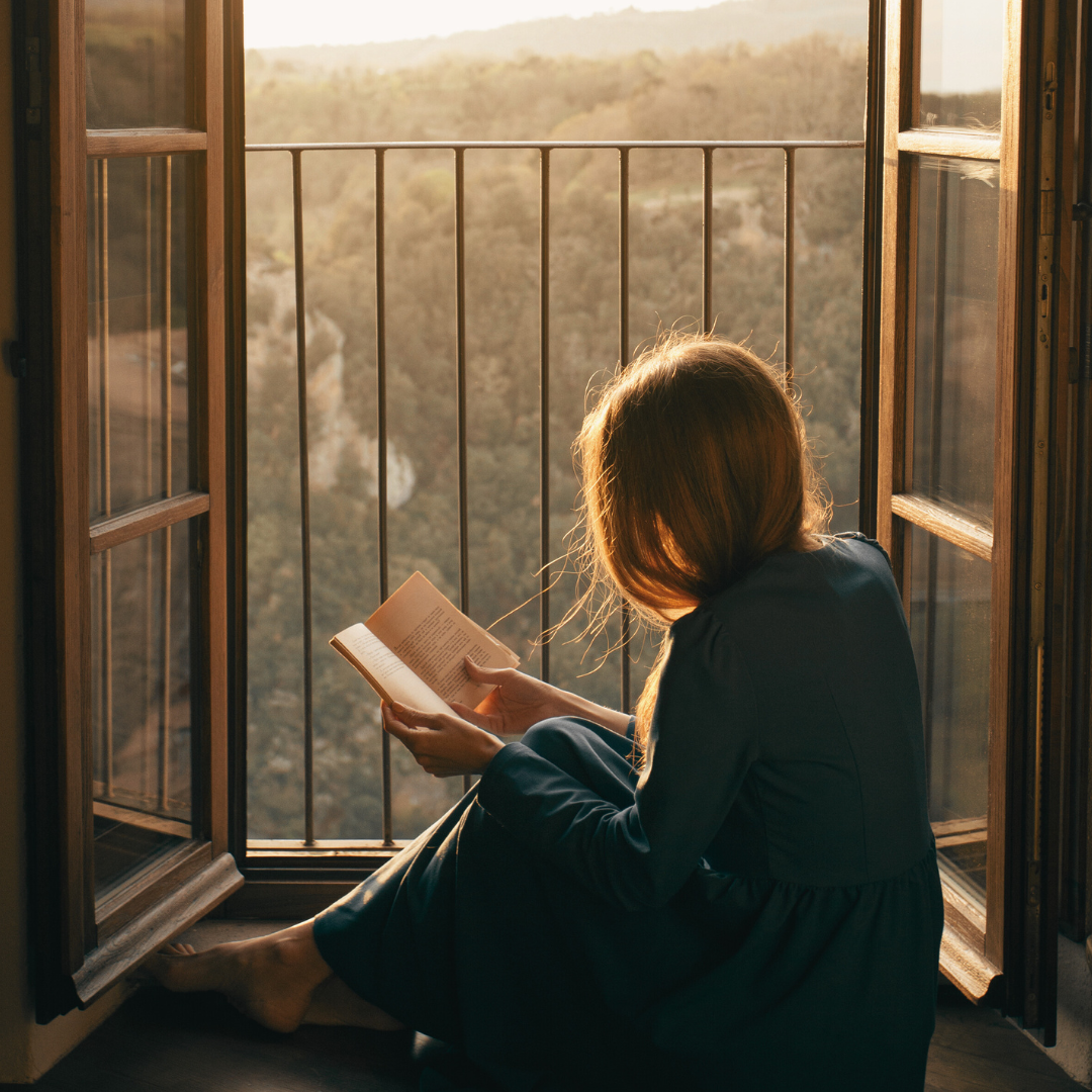 Introvert's Strength Behind Their Quiet Demeanour - Mags Bell